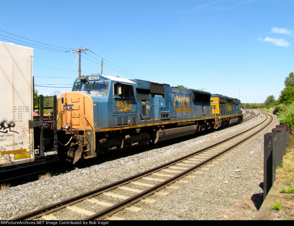 CSX 4828